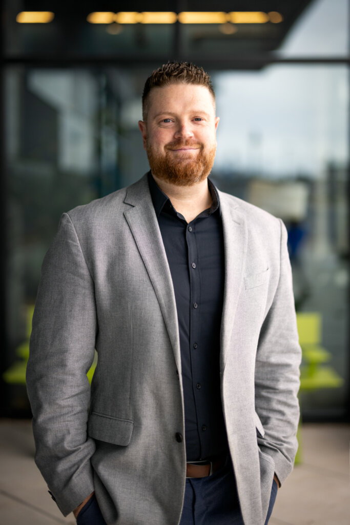 Jason Oliver - Dwellus