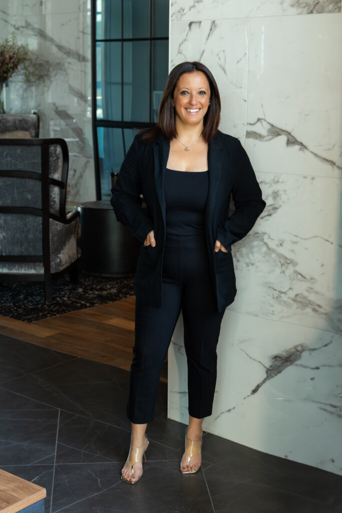 MEET THE TEAM - Dwellus